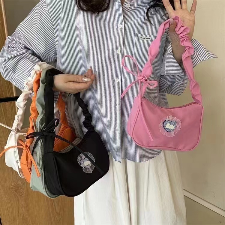 (HB-813) กระเป๋าถือ สะพายไหล่ แฟชั่น จับจีบ พิมพ์ลายหัวใจ | Shopee Thailand