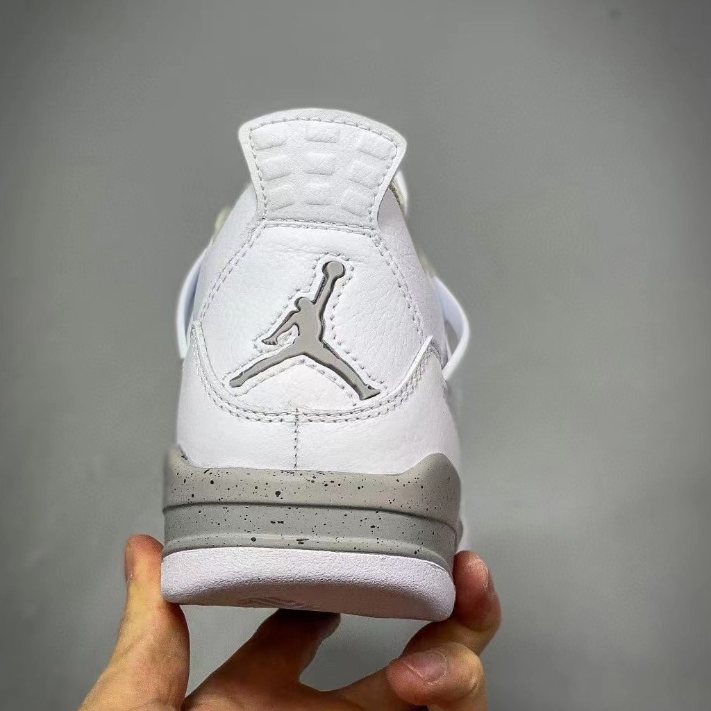 Mid cut Oreo white J4 basketball shoes for man woman with box แฟชั่น ...