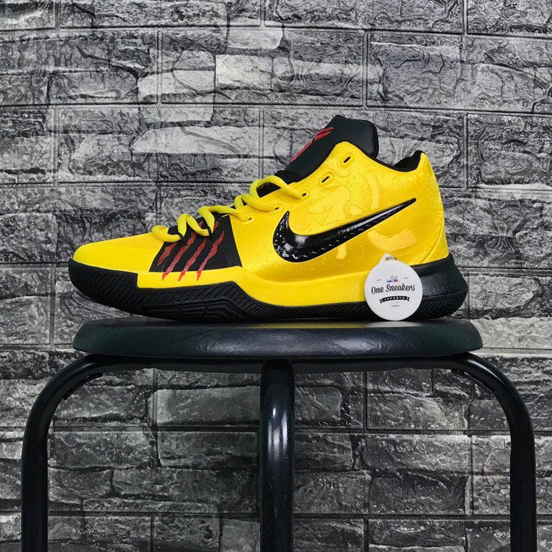 NIKE KYRIE 3 MM EP "บรูซลี" แฟชั่น | Shopee Thailand