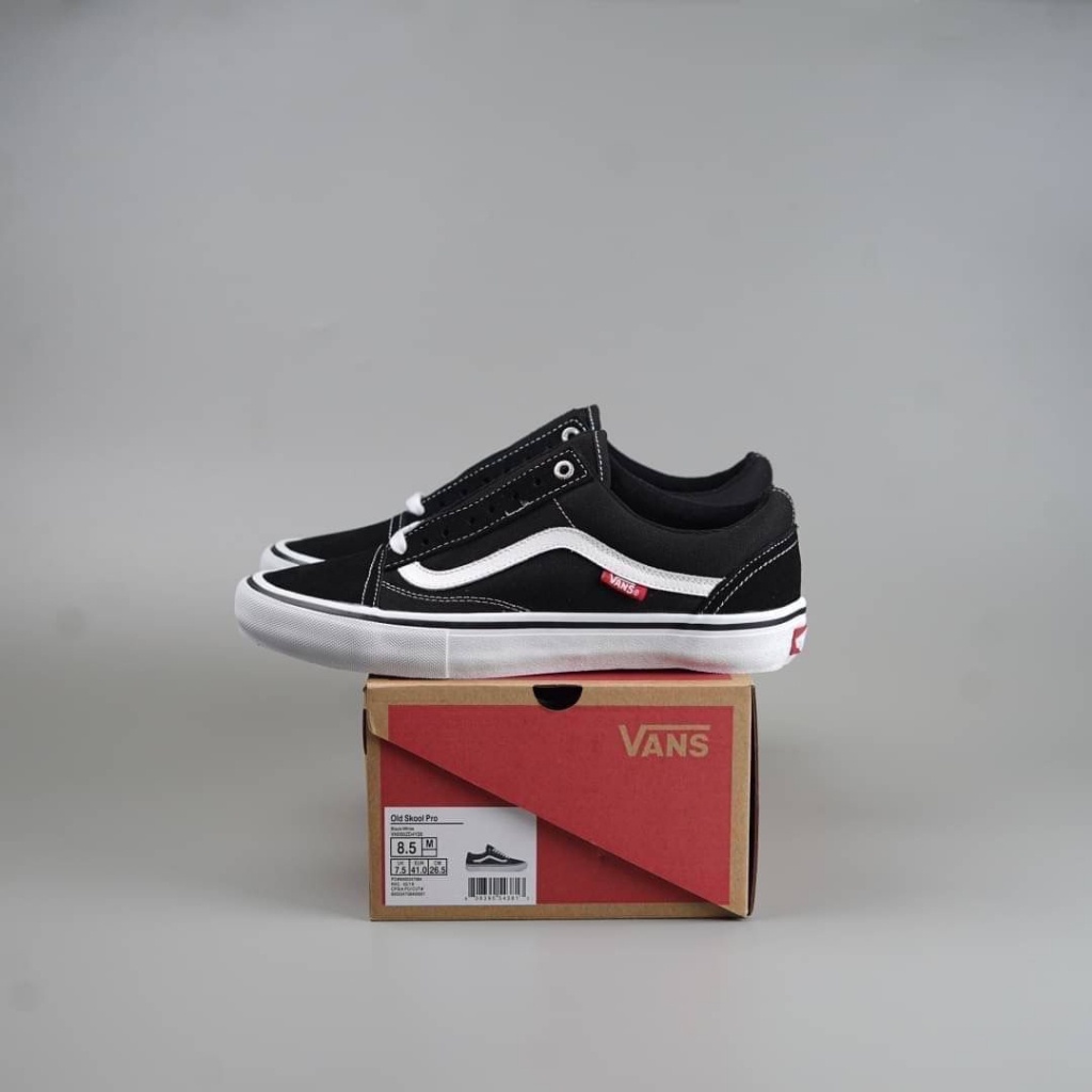 Vans Old Skool Pro Black White ต้นฉบับ 100% BNIB Versatile | Shopee Thailand