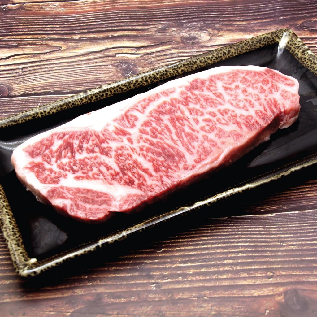 Miyazaki Wagyu A5 Striploin Steak เนื้อมิยาซากิวากิว สตริปลอยน์ A5 ตัดสเต็ค | Shopee Thailand