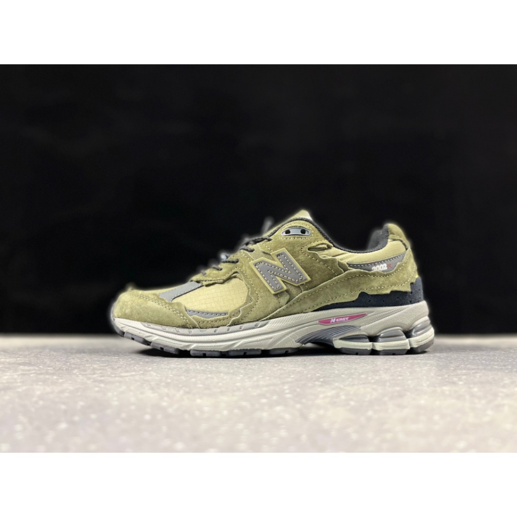 New Balance NB 2002R Olive ML2002RDN รองเท้าวิ่งที่ทนทานและระบายอากาศ ...