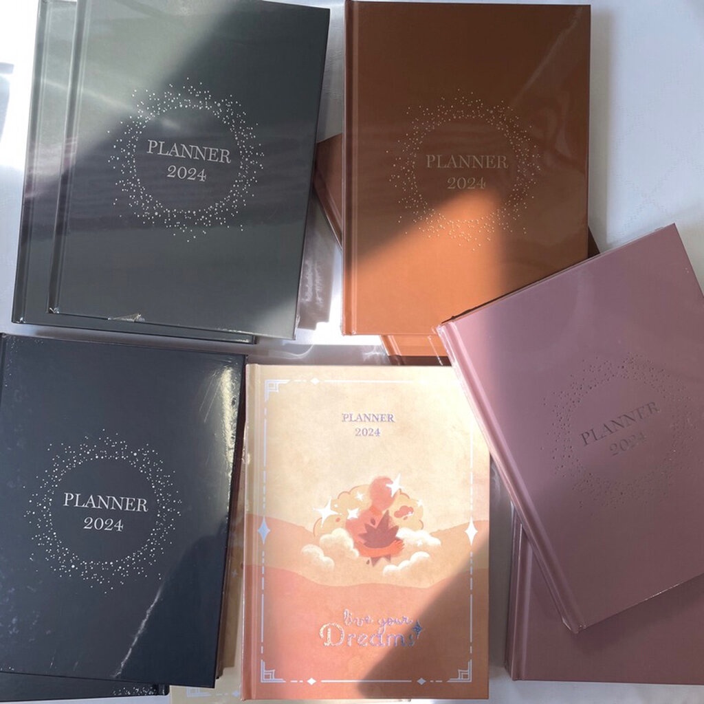 PLANNER 2024 LEARN LAW หรือ สมุดนัดความปี 2024/2567 ปกแข็ง ปั้มฟอยล์ทอง ...
