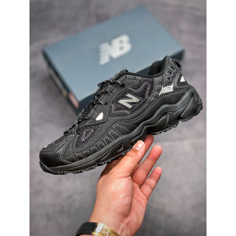 New Balance New Balance ML703 รองเท้าวิ่งเทรลสปอร์ตลำลองบนภูเขา "Black silver Warrior 3M ML703 ...