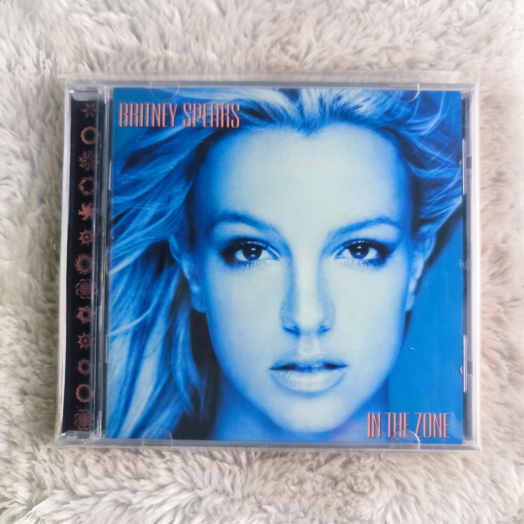 แผ่น CD อัลบั้ม Original C0120 Z828 Britney Spears In The Zone | Shopee ...