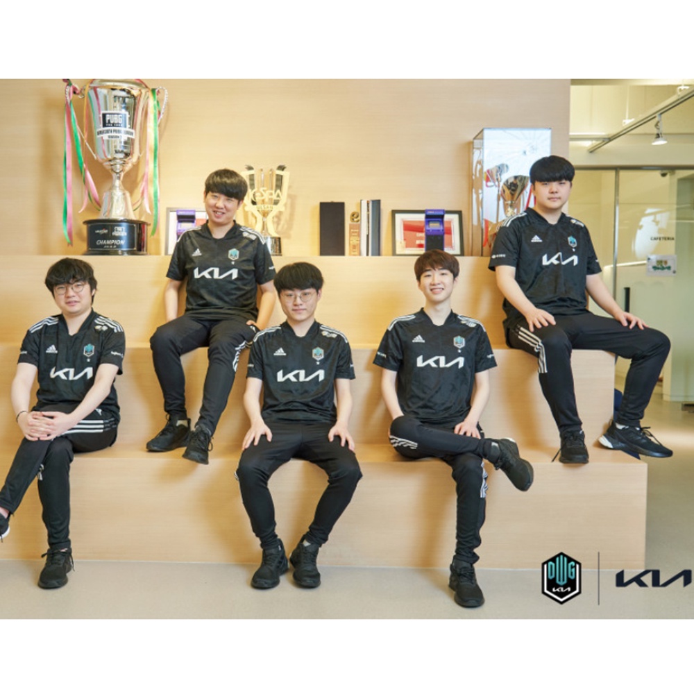 2021 DWG KIA Official Uniform Jersey,2022 The Strongest DWG Team "Showmaker" และ"Khan" เสื้อยูนิ ...