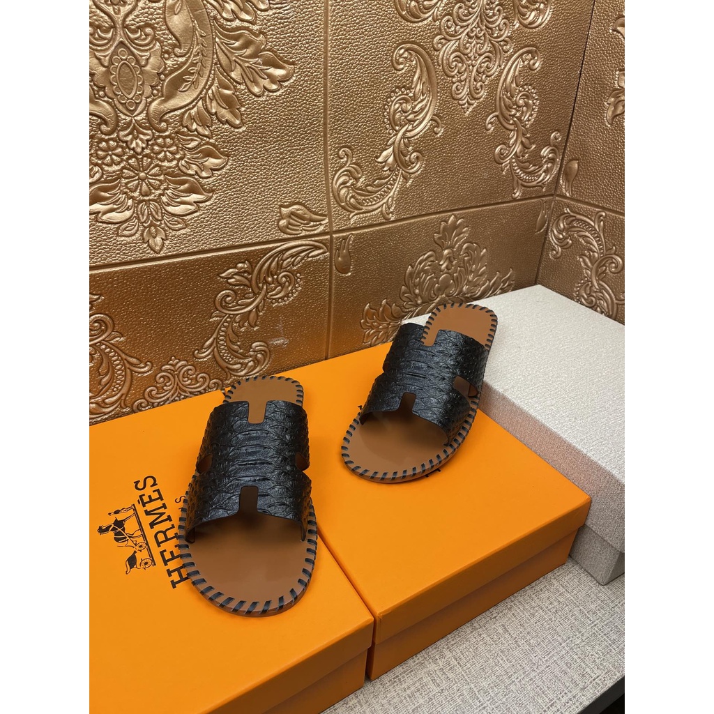 H-ms 2023 ใหม่ Oran Cowhide H รองเท้าแตะผู้ชายแฟชั่นสบายหลวมรองเท้าแตะแบน | Shopee Thailand