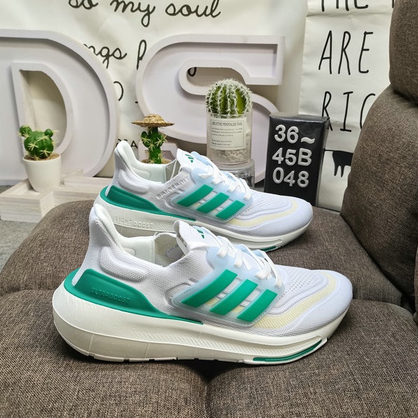 ก. Didas ultradoost รองเท้าผ้าใบ เบาพิเศษ | Shopee Thailand