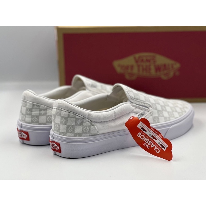 รองเท้าผ้าใบ Vans Slipon X Lv (แวนส์สลิปออนลายหลุยส์) พร้อมกล่อง ... รองเท้าผ้าใบ Vans Slipon X Lv (แวนส์สลิปออนลายหลุยส์) พร้อมกล่อง ...