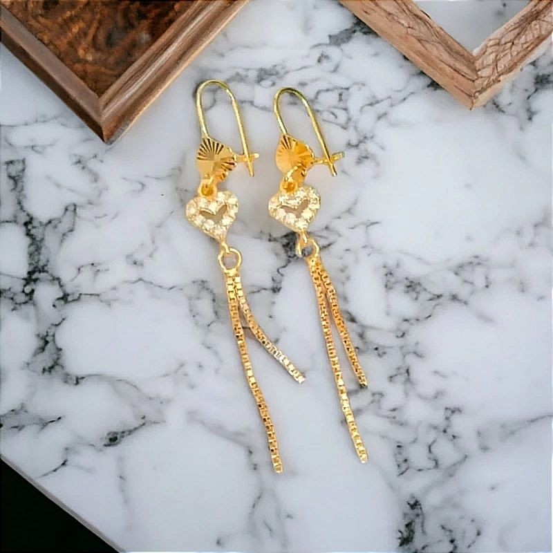 ป้องกันการซีดจาง JURAI LOVE MOTIF TITANIUM DESY EARRINGS | Shopee Thailand