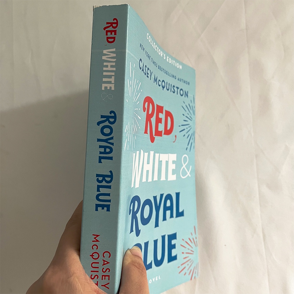 หนังสือนิยาย Red White & Royal Blue Collector's Edition: A Novel Red ...