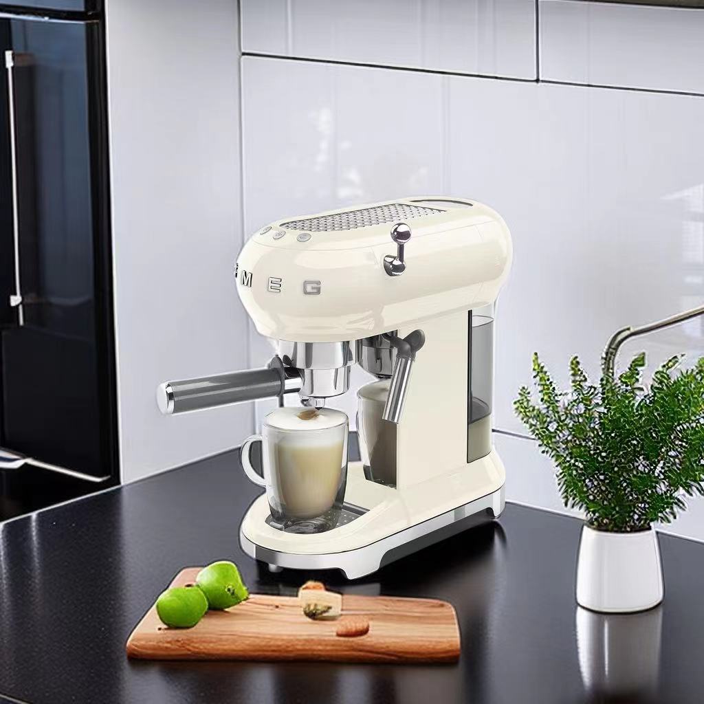 SMEG ECF01 เครื่องชงกาแฟกึ่งอัตโนมัติ Smeg เครื่องชงกาแฟกึ่งอัตโนมัตินำเข้าจากอิตาลี ECF01 ...