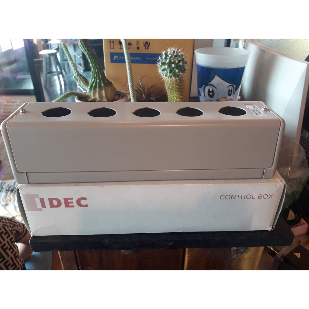 CONTROL BOX IDEC KGN511Y CONTROL BOX IDEC KGN511Y Control Box IDEC KGN ...