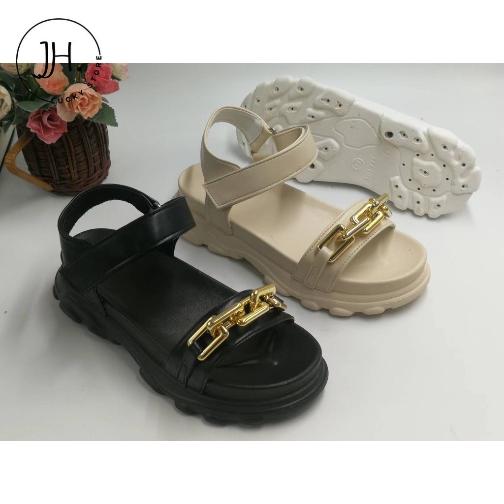 JH.lucky รองเท้าแตะรัดส้นแฟชั่นผู้หญิง รองเท้าแตะสีพื้น แต่งโซ่ด้านหน้า สายรัดตีนตุ๊กแก พื้นนุ่ม ...