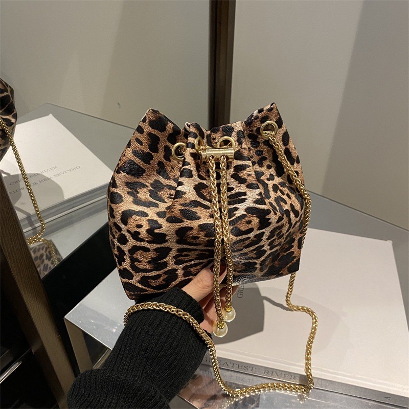 [มาใหม่] Retro ยอดนิยมเสือดาวพิมพ์ Drawstring Bucket Bag หญิงยอดนิยม ...