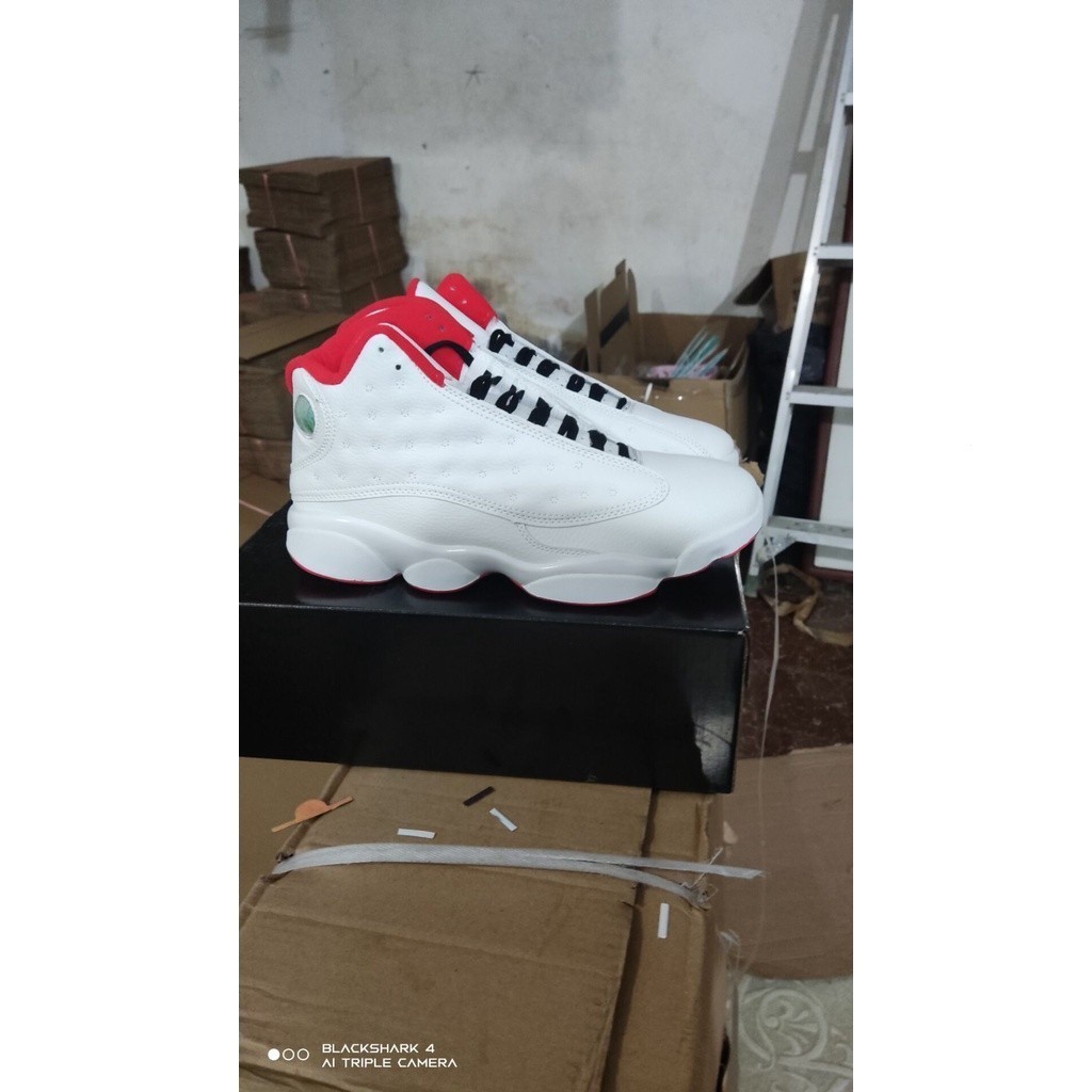 พร้อมส่ง รองเท้าบาสเก็ตบอล Nk Air Jordan 13 Alternate สีขาว โลหะ สีเงิน ...