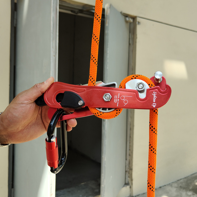 Professional กลางแจ้ง Rock Climbing Descent อุปกรณ์ STOP Handle-Control ...