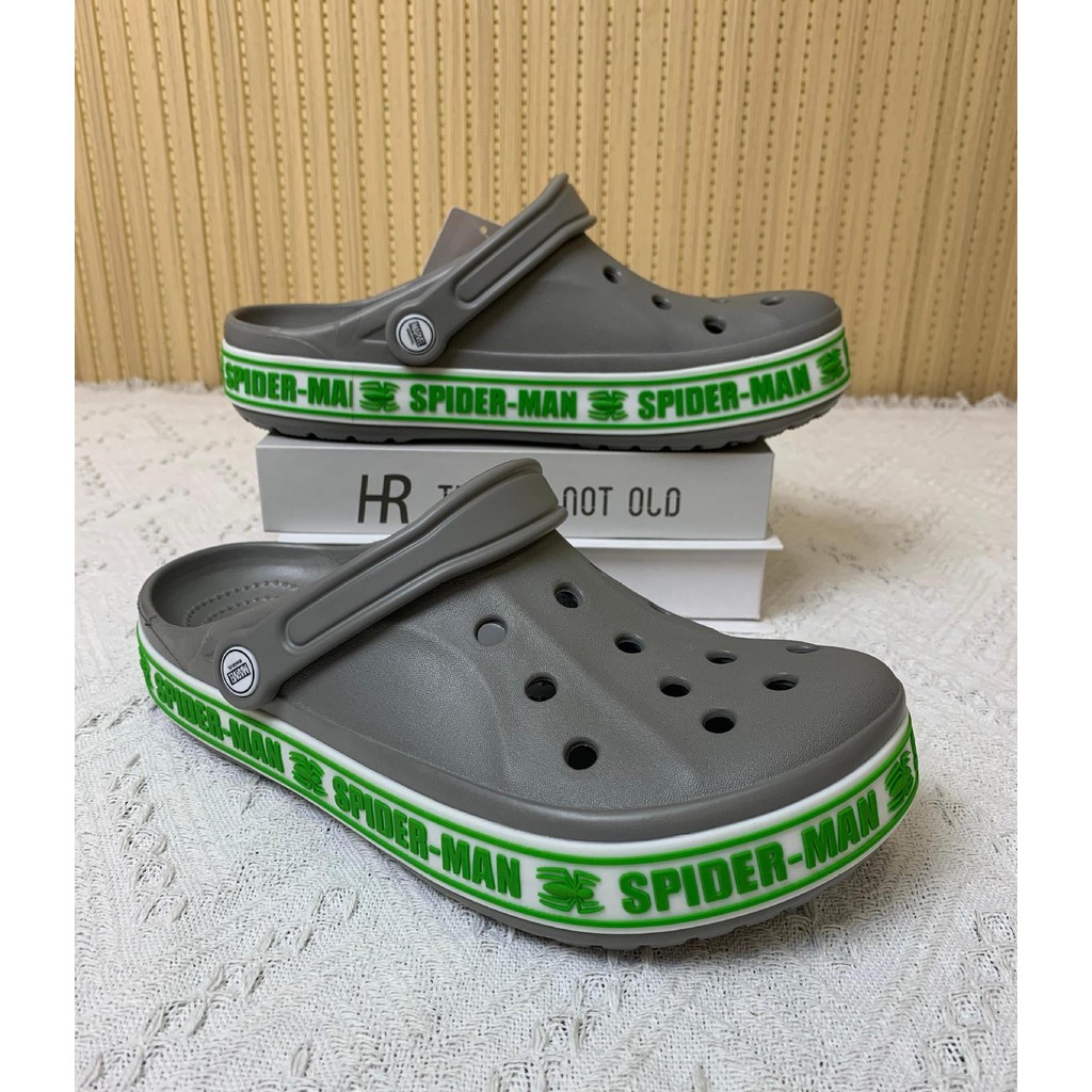 รองเท้าแตะ Crocs 2025 ใหม่แท้จากซีรีส์ Disney Marvel Baymax Spider-Man ...