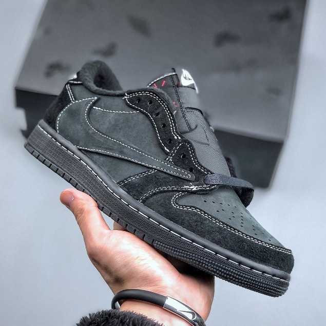 รองเท้าบอร์ด. Travvis Scoott x Air Jordan 1 Low OG SP"Black/Phantom ...