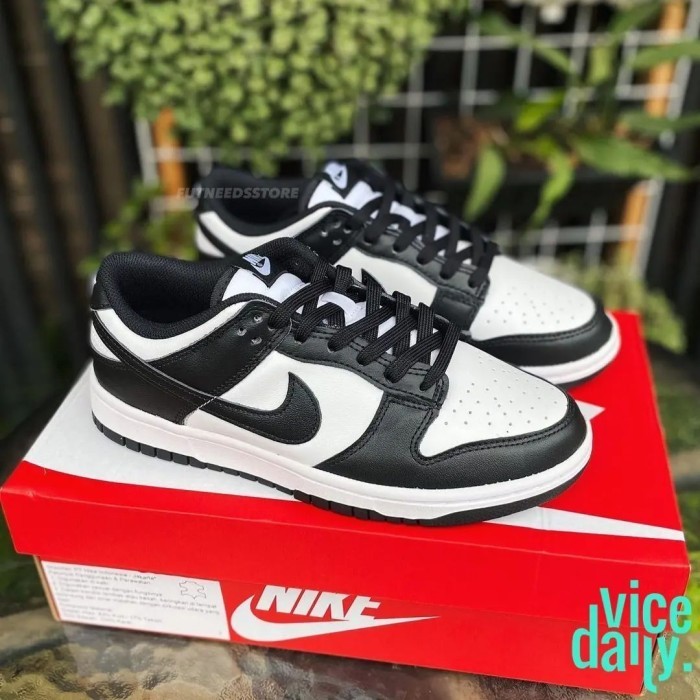 Sepatu Nike Dunk Low Panda Original | Shopee Thailand
