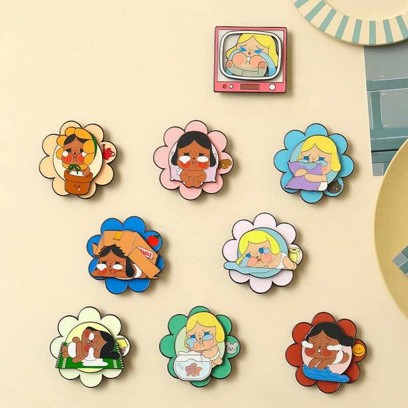 Popmart POPMART CRYBABY Sad Club Series Mystery Box Fidget Spinner ของ ...