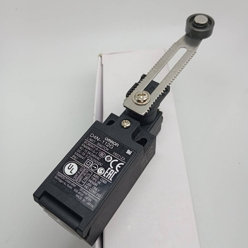 D4N-112G D4N ลิมิตสวิตซ์ สวิตช์ ไมโครสวิตช์ LIMIT SWITCH OMRON แท้ พร้อมส่งในไทย | Shopee Thailand