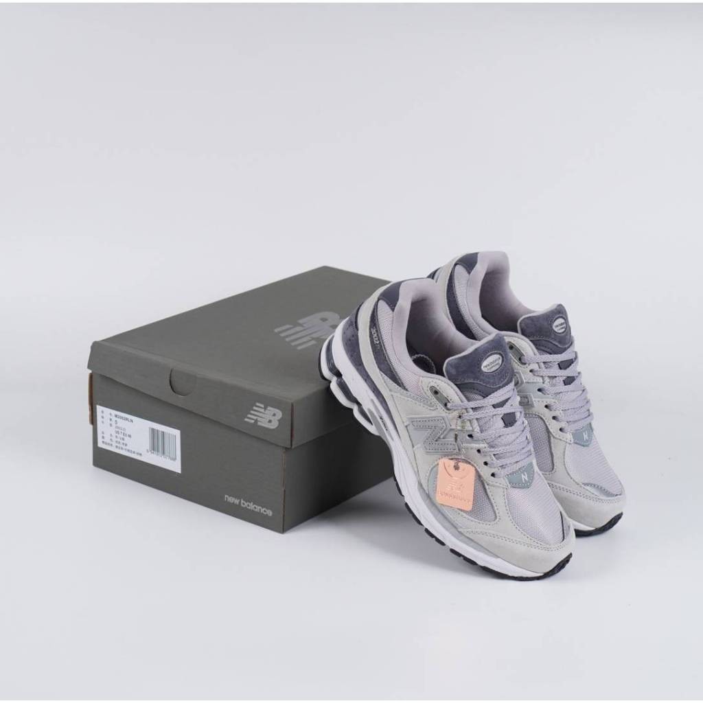 SEPATU NEW BALANCE 2002R สีเทาเข้มอ่อน คอลเลกชัน | Shopee Thailand