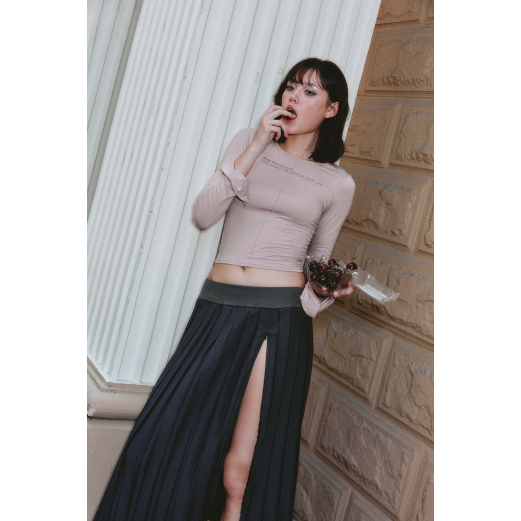 Piccoro - City Girl midi skirt กระโปรงยาวอัดพลีทมีซิปหน้า | Shopee Thailand