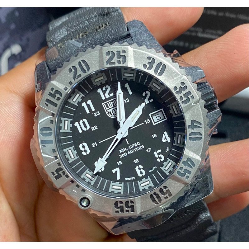 นาฬิกาข้อมือ LUMINOX MIL-SPEC 3350 SERIES XL.3351.SET | Shopee Thailand