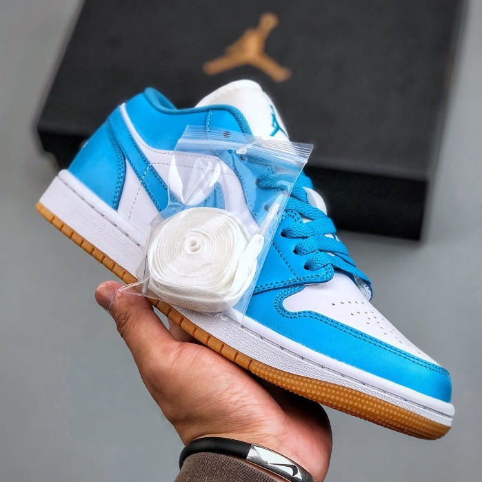 รองเท้าผ้าใบ Air Jordan 1 Low Casual DC0774 104 62KO | Shopee Thailand