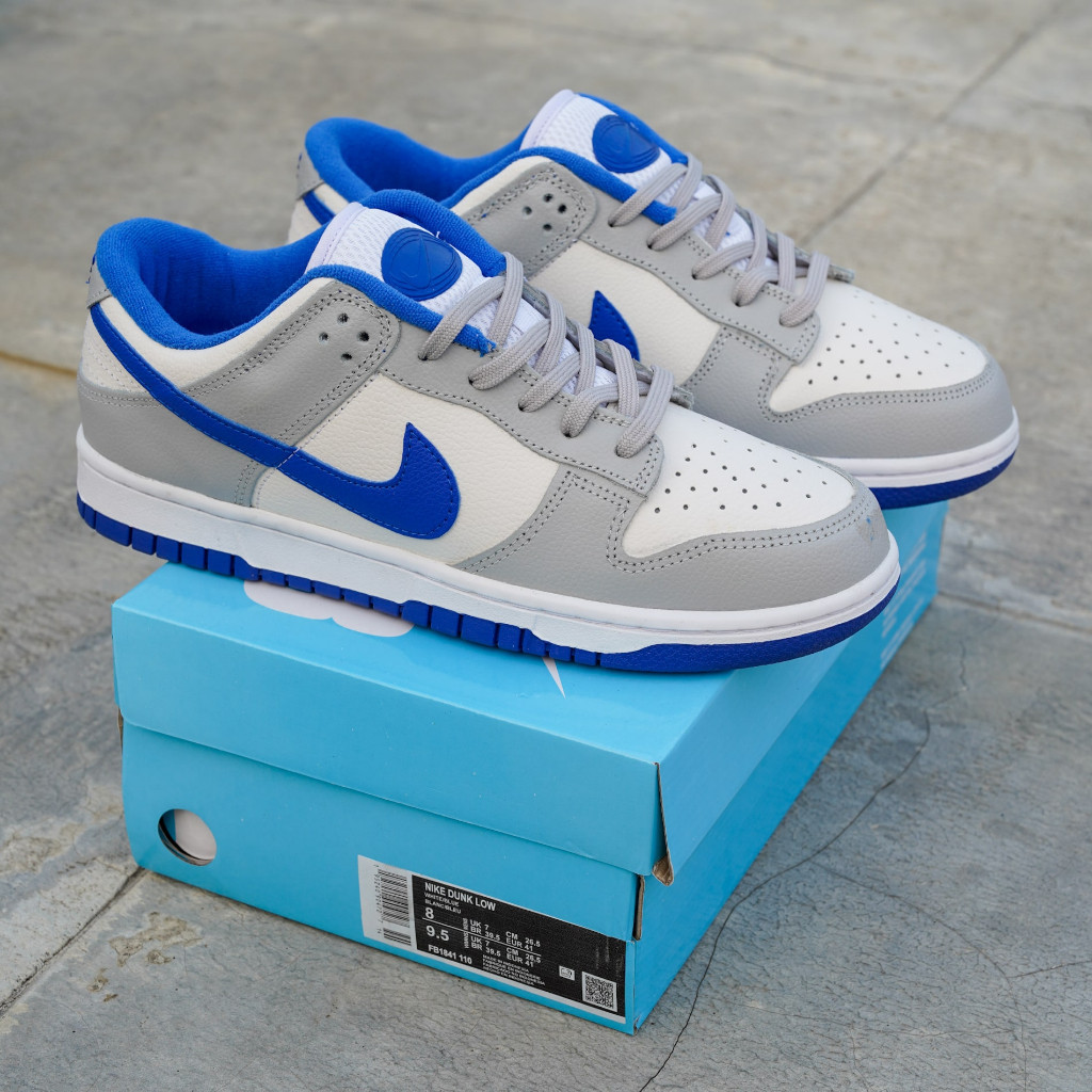 รองเท้าผู้ชาย NIKE SB DUNK LOW - WHITE GREY LIST BLUE ( LIVE ) คลาสสิก ...