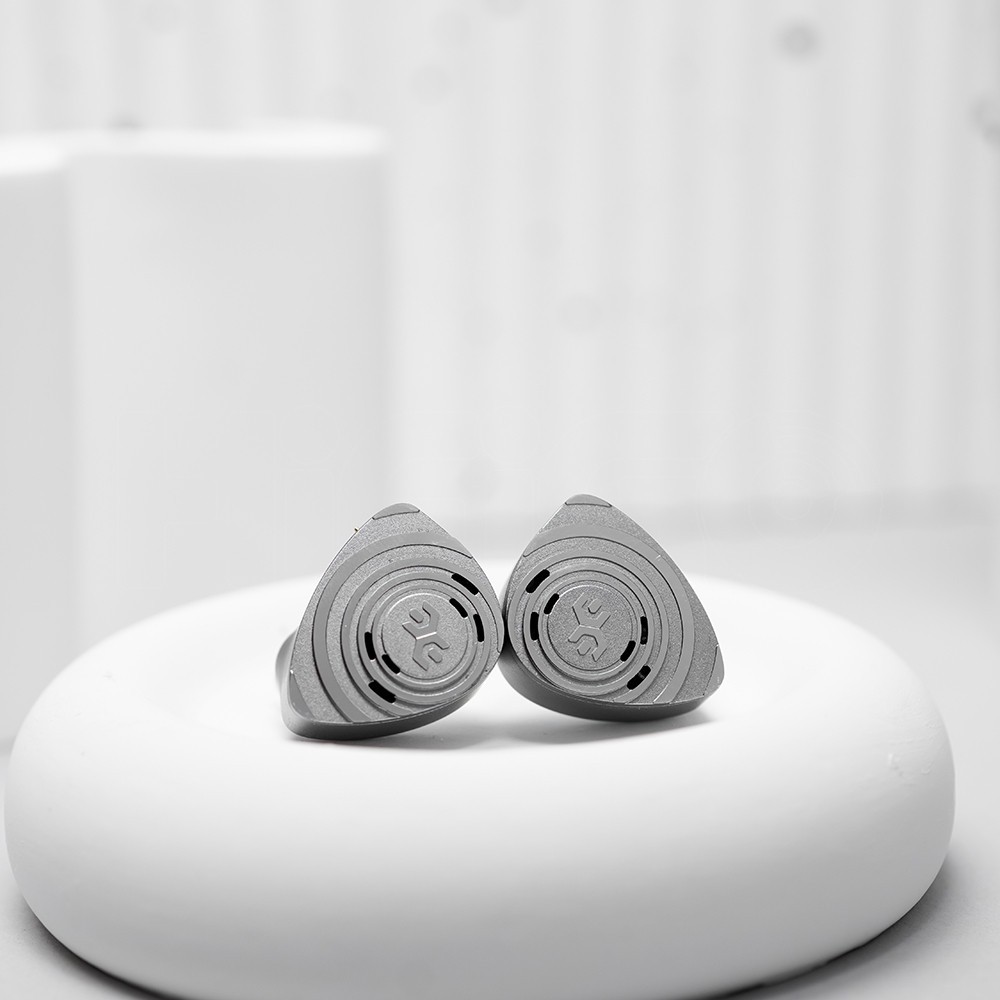 Elysian Acoustic Labs Pilgrim 1 LSR DD +3 Sonion BA Hybrid in-Ear ...