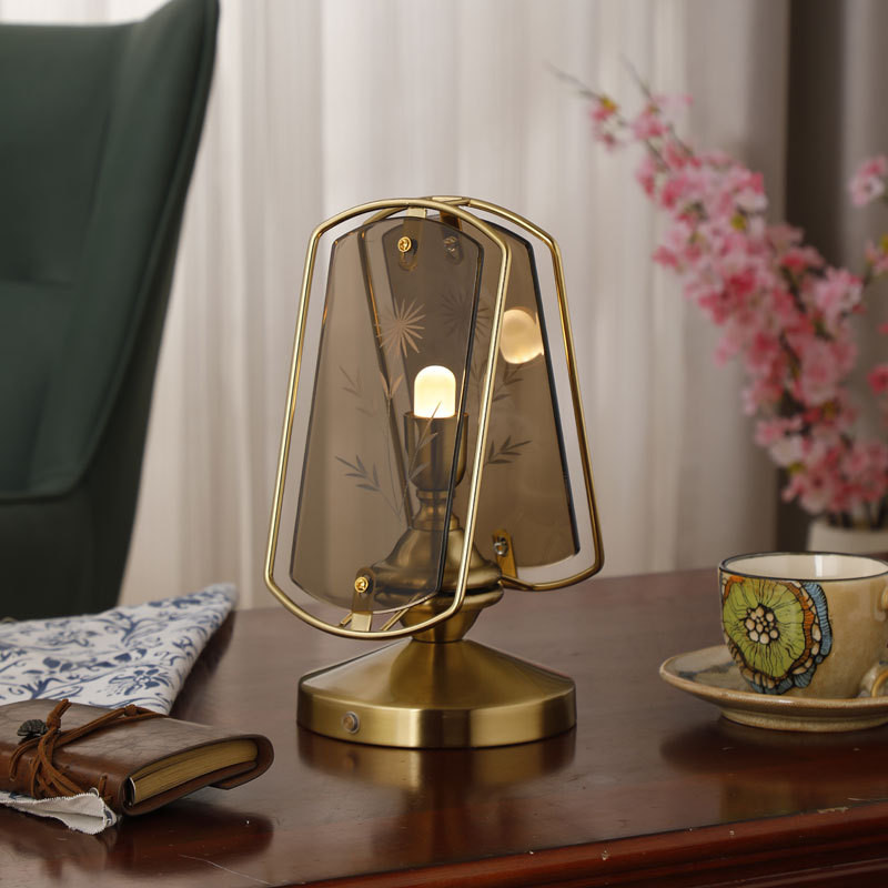 อเมริกัน Retro High-End โคมไฟตั ้ งโต ๊ ะ Plug-In บรรยากาศ Nostalgic ...