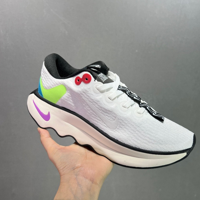 รองเท้าผ้าใบสีขาว r4k | Shopee Thailand