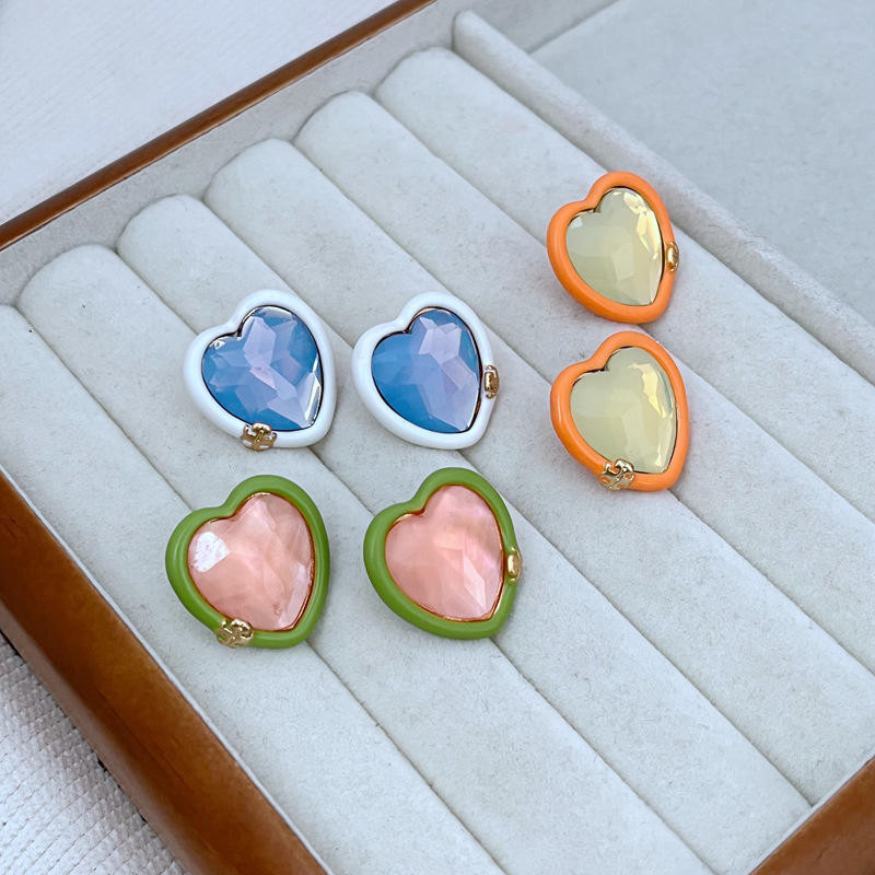 Tb BURCH TORY Heart Studded สตั ๊ ดอะคริลิค T | Shopee Thailand