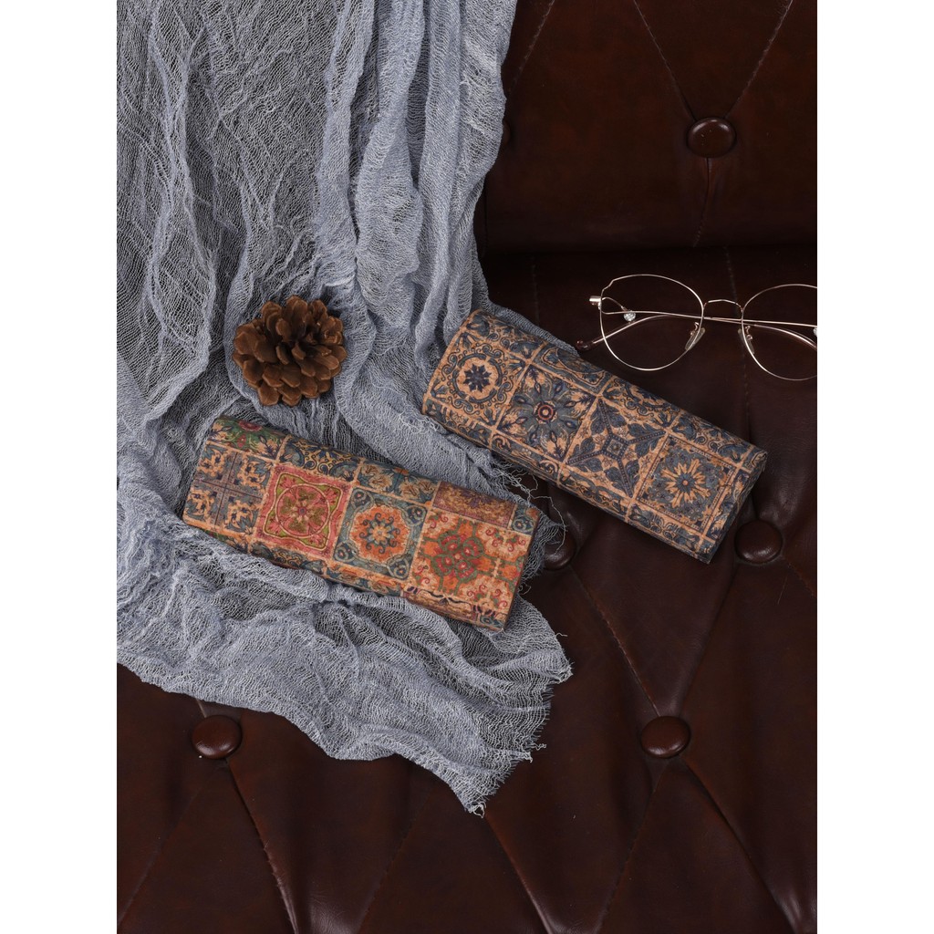 Retro แว่นตา High-End วรรณกรรมหญิงขนาดเล็กแบบพกพา Pressure-Proof Creative ชายสายตาสั้น Eye Case ...