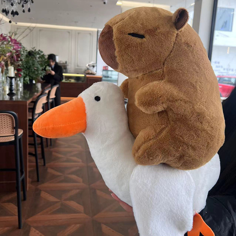 น ่ ารัก Capybara Goose ตุ ๊ กตาสร ้ างสรรค ์ ตกแต ่ งหมอนสนุกตุ ๊ กตาจ ...