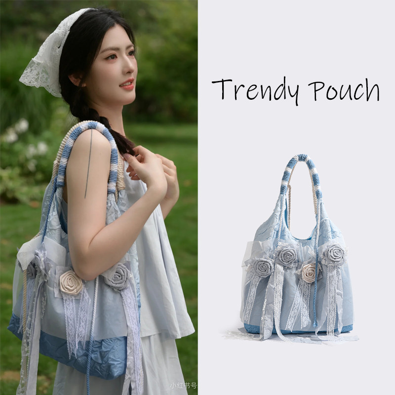 TRENDY POUCH ย้อนยุค สไตล์เกาหลี กระเป๋าถือ ผ้าไหมซาติน มัดย้อม ดอก ...