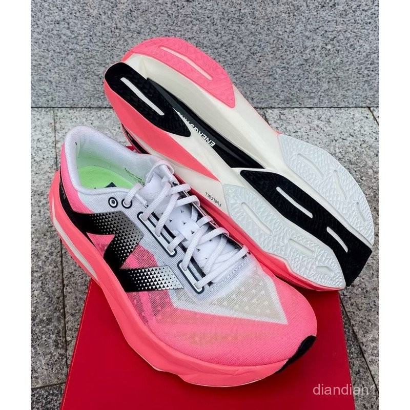 รองเท้าวิ่งผู้หญิง New Balance FuelCell Supercomp Elite V4 "Ultra Pink ...