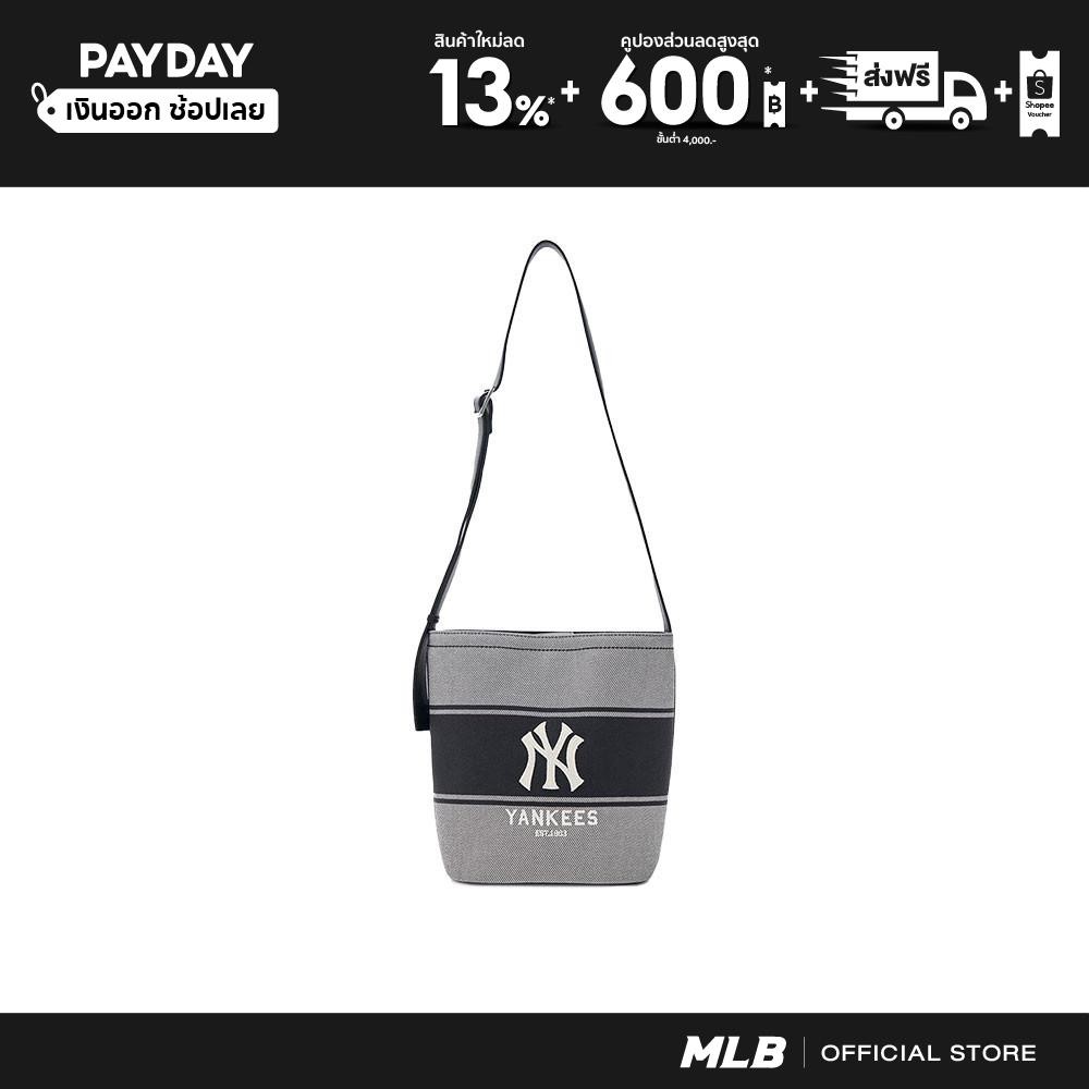 MLB กระเป๋าทรงบัคเก็ต ยูนิเซ็กส์ Unisex Varsity Lettering Logo Canvas ...