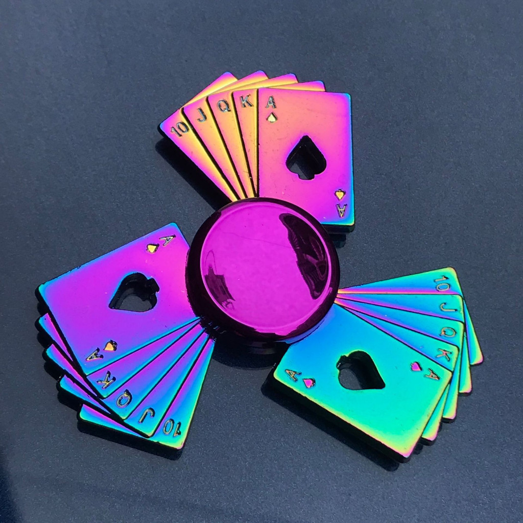 The Spinner Spinner สังกะสีอัลลอยด์ของเล่น Gyroscope, Infinity ความ ...