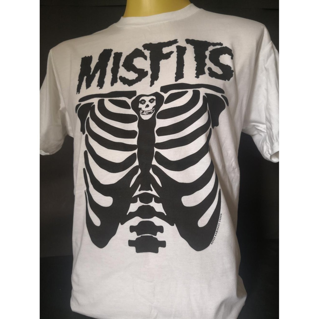 เสื้อวงนำเข้า Misfits Bones Skeleton The Clash Ramones Hardcore Punk ...