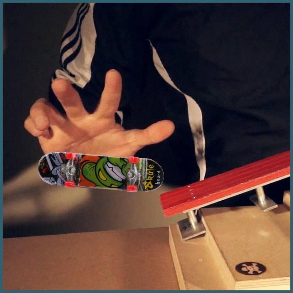 Finger Skateboard Ramp ชุด Finger Skatepark Kit Interactive Finger ของ ...