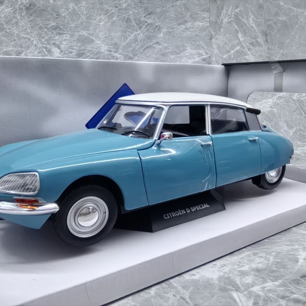 Solid 1/18 Citroen D SPECIAL 1972 โมเดลรถโลหะผสมสองประตู Steerable Out ...