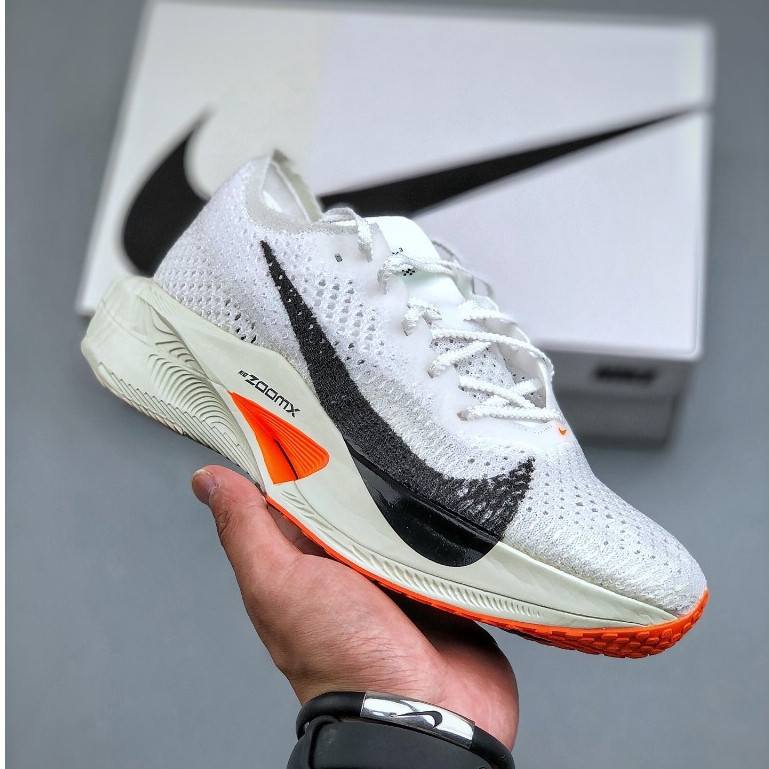 รองเท้าวิ่งมาราธอน Nike ZoomX Vaporfly Next% 3 DX7957-100 | Shopee Thailand