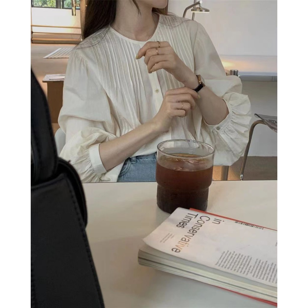 บลูซแขนโคมไฟสไตล์ฝรั่งเศสสำหรับผู้หญิง ดีไซน์ใหม่ เสื้อชั้นในแบบนิช ...