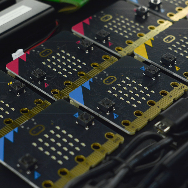 ชุดอุปกรณ์ micro:bit Club V2 ชุดบอร์ดพัฒนา micro:bit V2 | Shopee Thailand