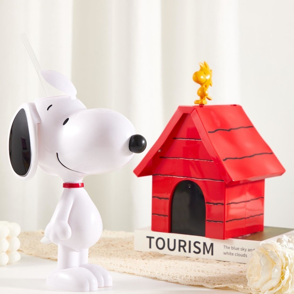 Snoopy Limited Edition Snoopy รูปทรง 3D เครื่องดื่มเย็นเครื่องดื่มร้อน ...