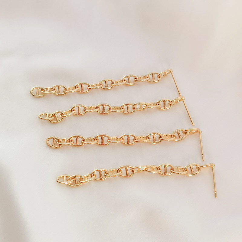 อุปกรณ์รักษาสีโซ่จมูกหมู CD สีทอง14K S925เข็มเห็ดหูหนูขาวมีเอกลักษณ์เฉพาะตัวต่างหูแบบยาว ...