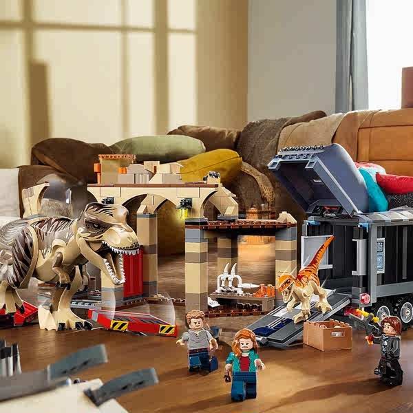 ไดโนเสาร์ Jurassic Park Series Tyrannosaurus Rex and Savage Raptor ...